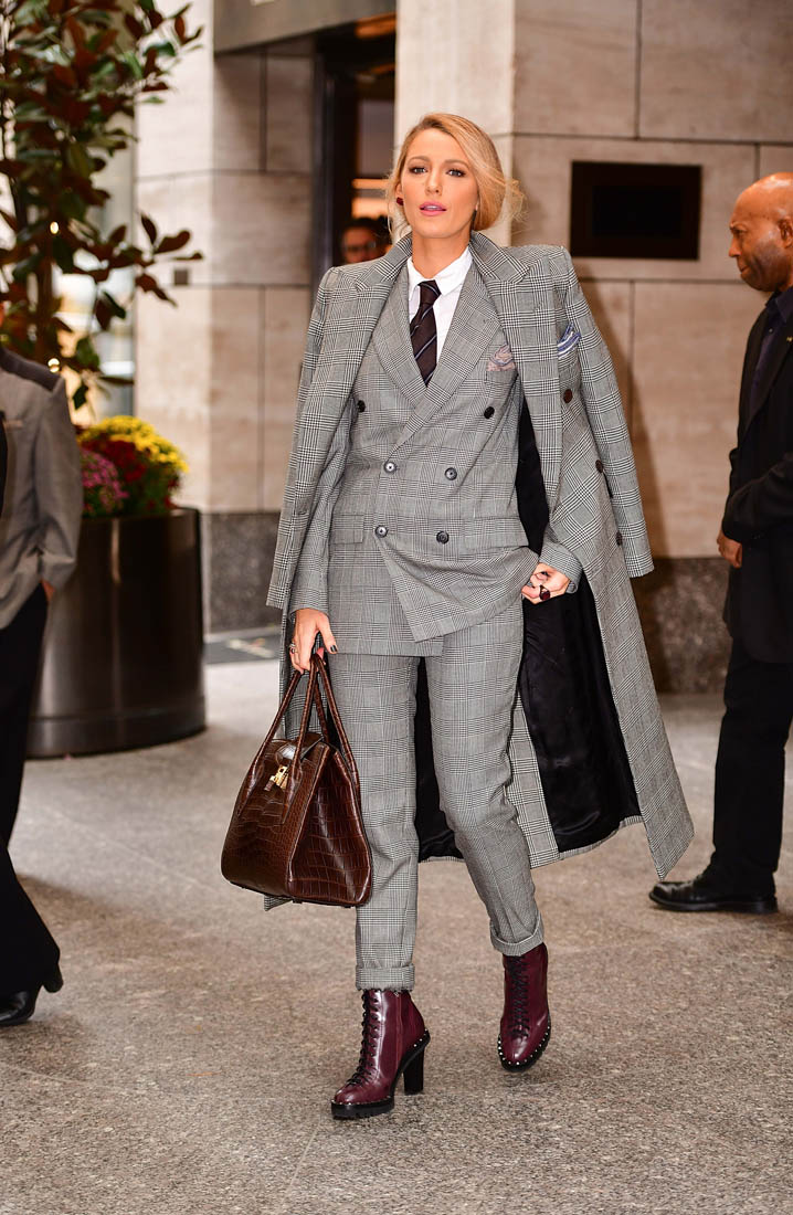 Blake Lively changes outfit multiple times while promoting All I See Is ...