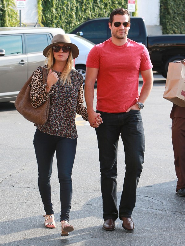 Henry Cavill and Kaley Cuoco holding hands just two days after their ...