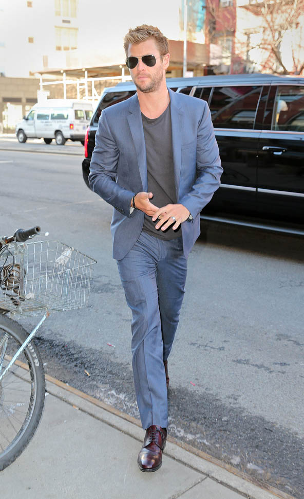 Chris Hemsworth promotes Blackhat in New York|Lainey Gossip ...