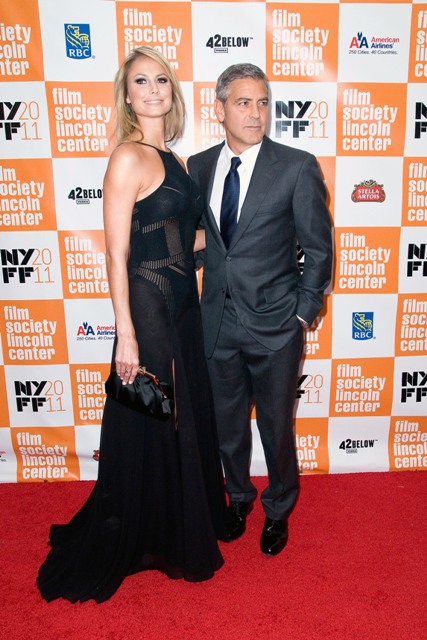 George Clooney and Stacy Keibler pose together on red carpet for the ...