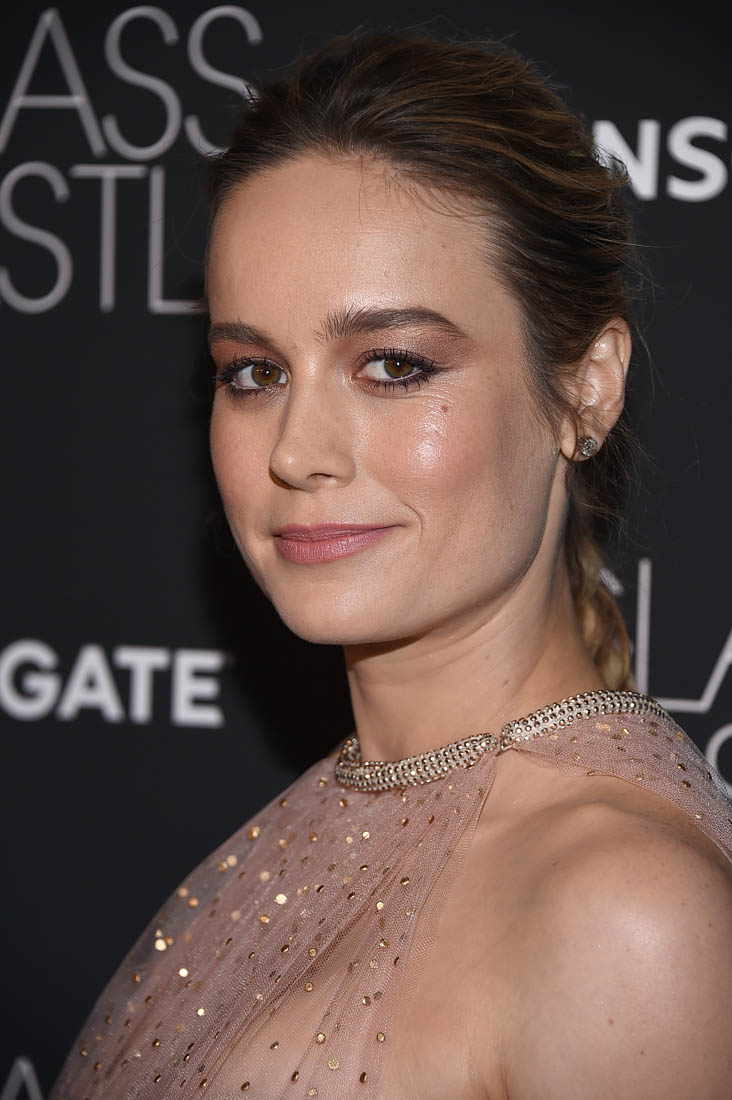 The Glass Castle movie review starring Brie Larson and Naomi Watts