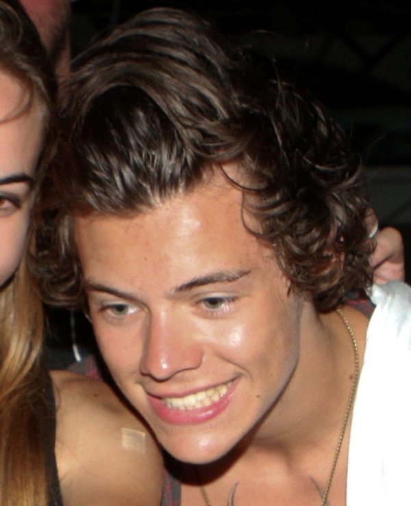 Harry Styles is tanned in Miami|Lainey Gossip Entertainment Update