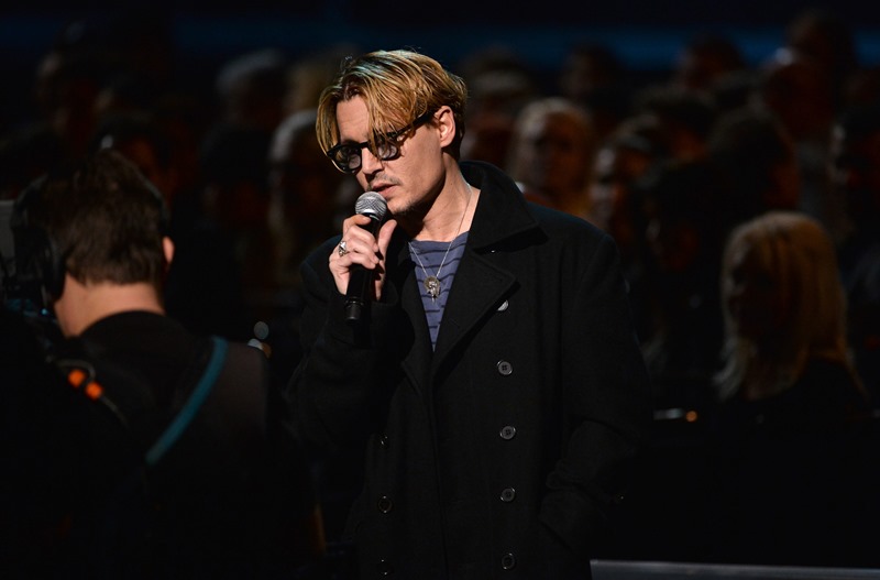 Johnny Depp at the Grammy salute to The Beatles|Lainey Gossip ...