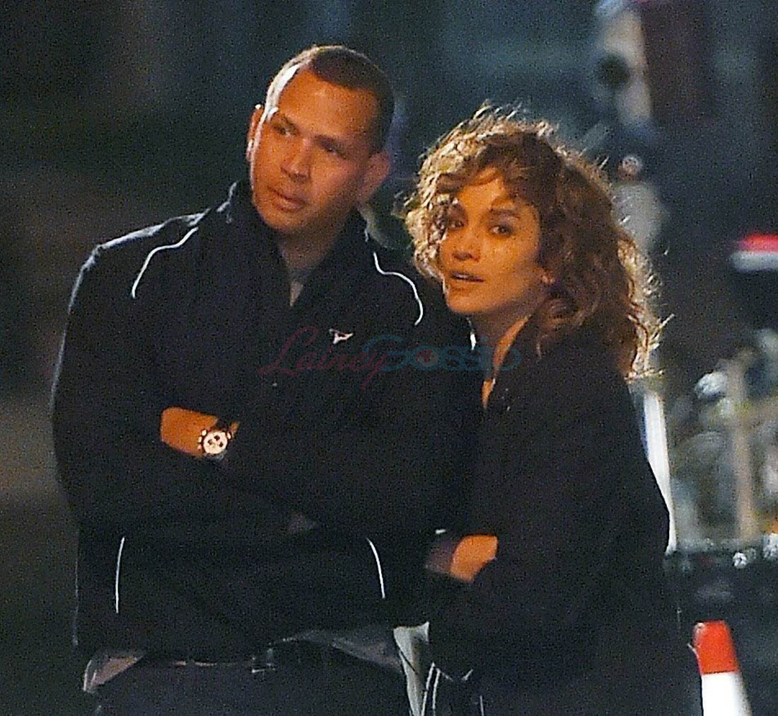 Jennifer Lopez and Alex Rodriguez take selfie with their eyes closed ...