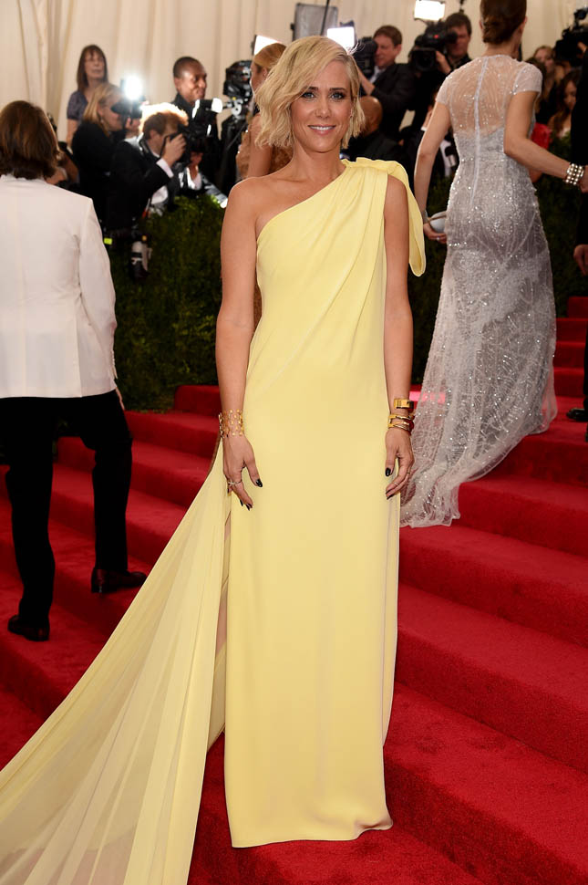 Kristen Wiig at the 2015 MET Gala |Lainey Gossip Entertainment Updat