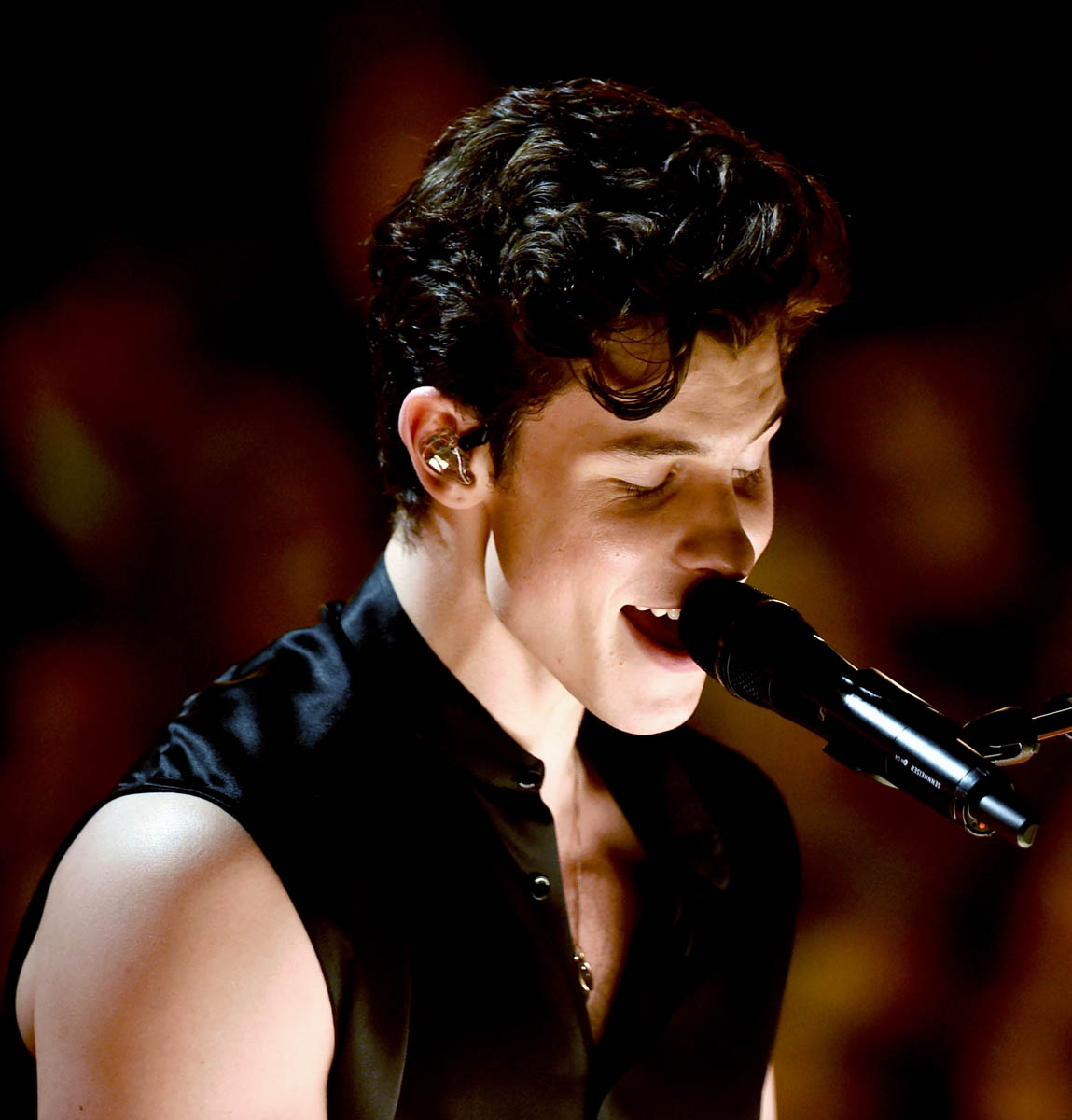 Shawn Mendes Calvin Klein campaign breaks internet and moves his image ...