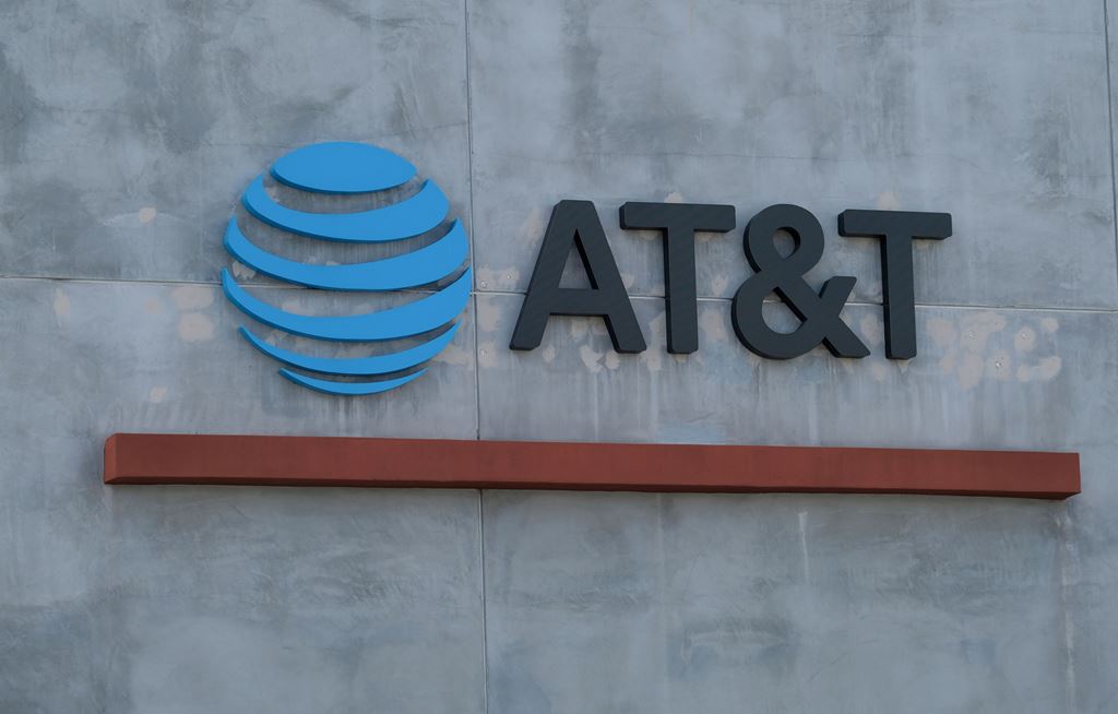 AT&T is dumping their entertainment sector three years after acquiring ...