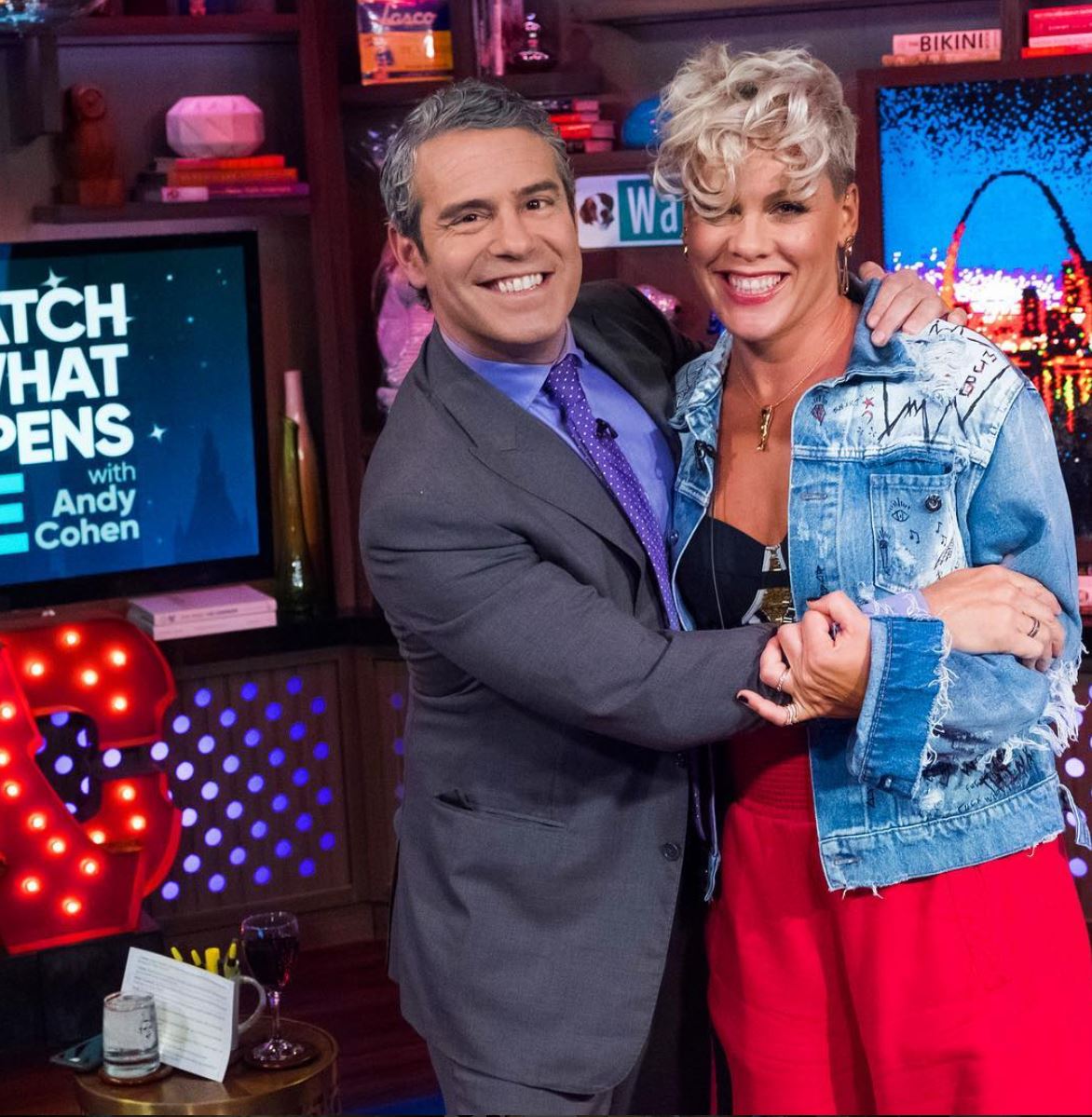 Pink reveals Christina Aguilera tried to punch her in the face when ...