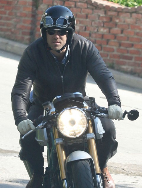 Blake Lively and Ryan Reynolds are boring in Bedford, New York