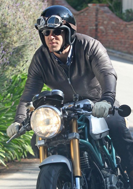 Blake Lively and Ryan Reynolds are boring in Bedford, New York