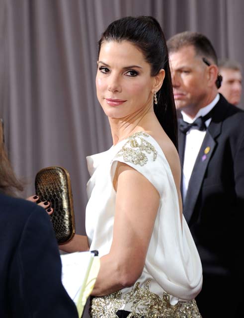 Sandra Bullock’s disappointing face at the Oscars 2012