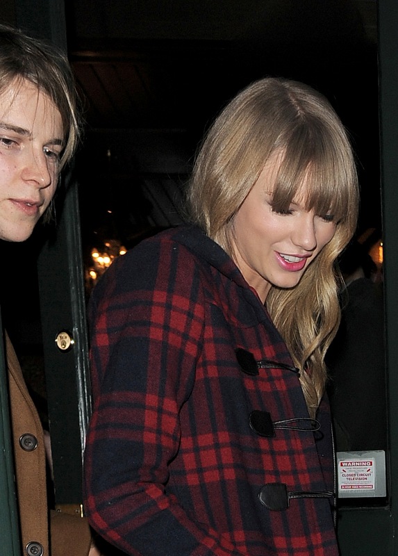 Taylor Swift and Tom Odell on date in London|Lainey Gossip ...