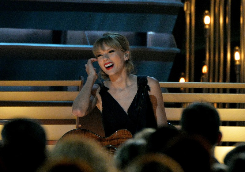 Taylor Swift receives the Pinnacle Award at the CMAs|Lainey Gossip ...