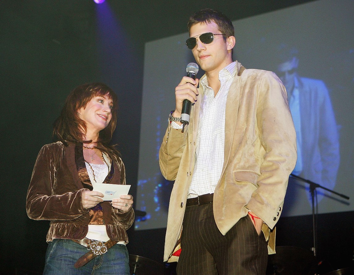 Kathy Griffin's new book 'Celebrity Run-Ins My A-Z Index' released and ...