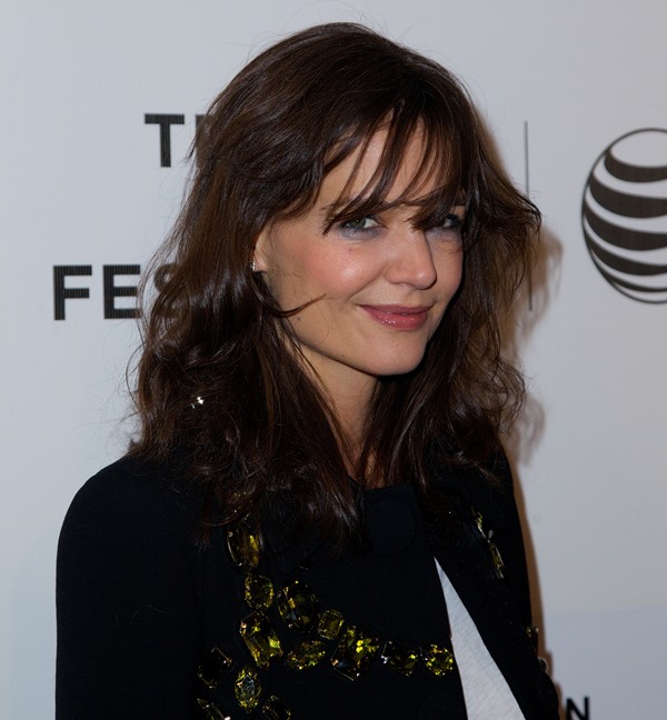 Katie Holmes's great outfit, bad hair|Lainey Gossip Lifestyle