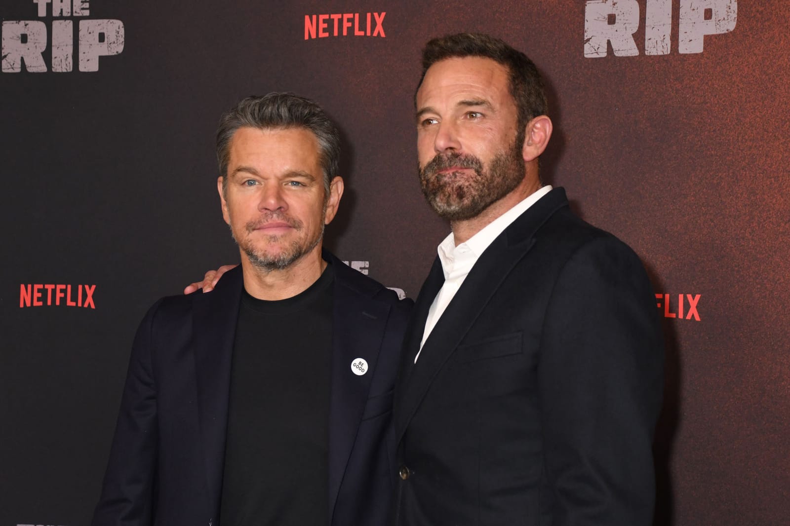 What happens to Wilbur the beagle in Ben Affleck and Matt Damon's The Rip?